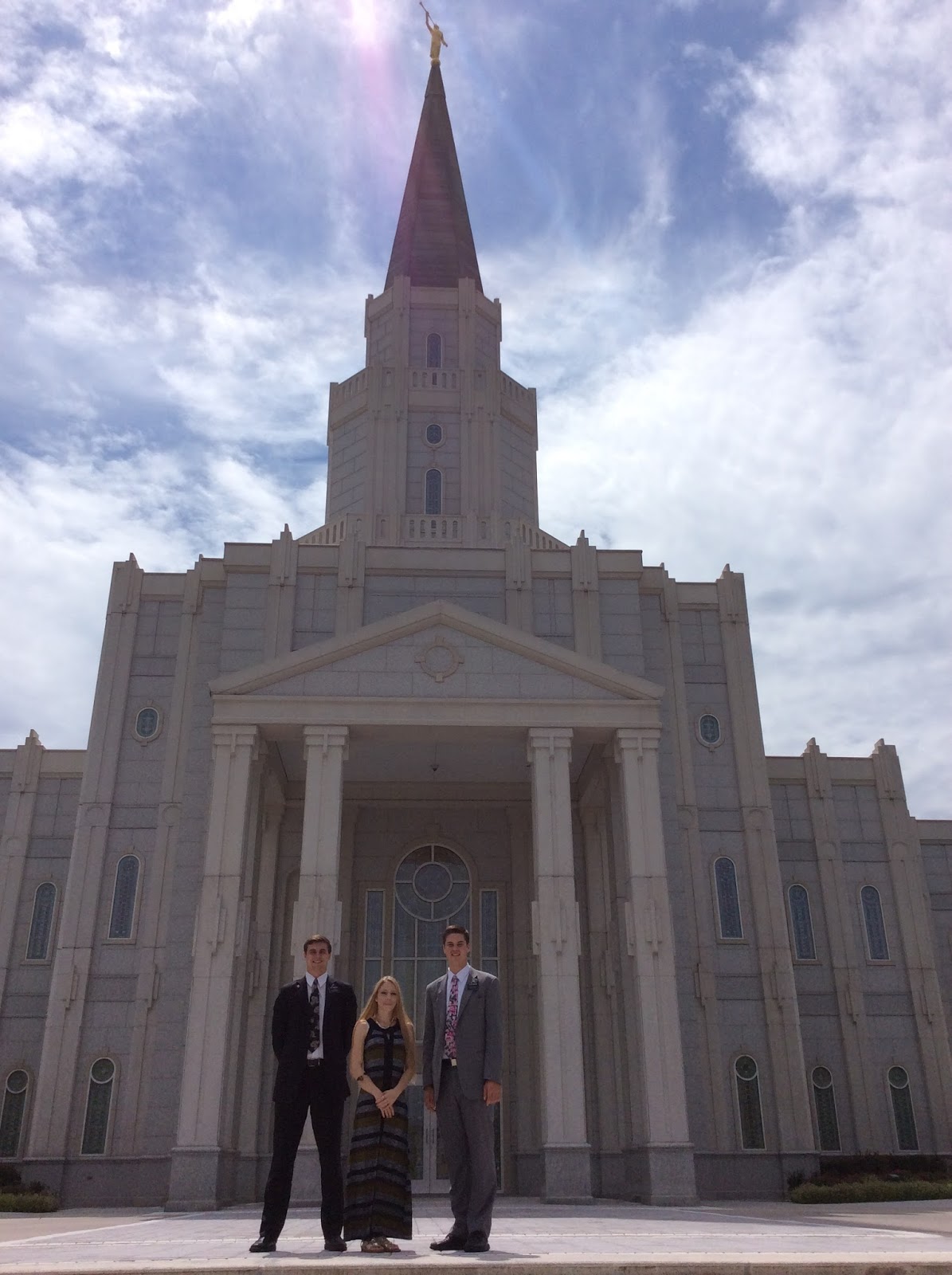 Elder Murdock In The Texas Houston East Mission: Temple and Knocking Doors