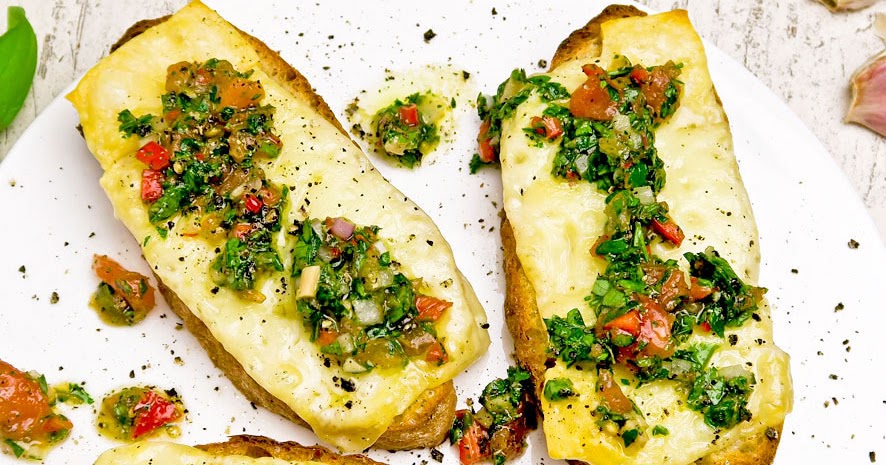 Culinaire Bagage: Provolone op toast met Argentijnse chimichurri