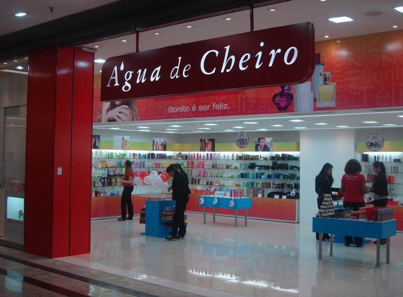 Perfume & Moda: CHEIRO DE NOVIDADE
