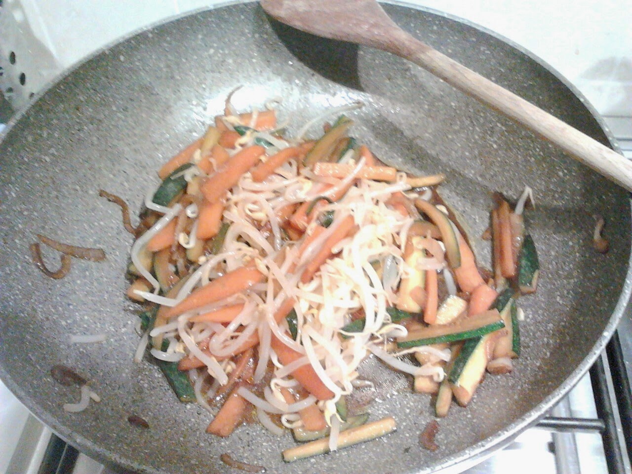 La Forchetta Giulietta: UDON DI RISO HOMEMADE CON VERDURE