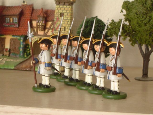 Castles of Tin: March of the Wooden Soldiers
