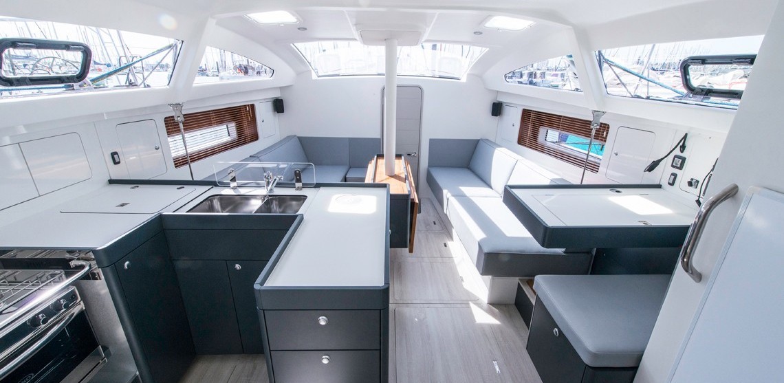 Interesting Sailboats: THE FRENCH WOODEN VOYAGE BOAT: RM 1370