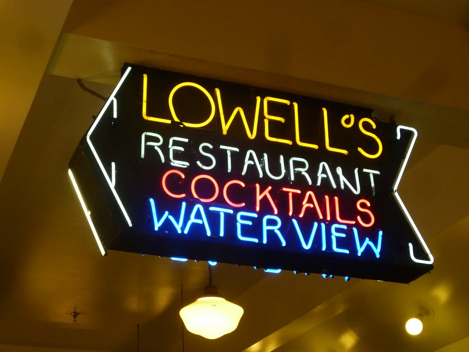 Lost City: Lost City: Seattle Edition: Pike Place Signs