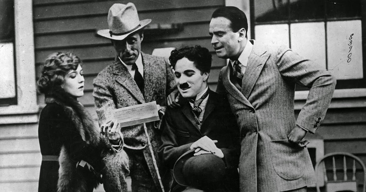Rare Pictures of Charlie Chaplin Hanging Out With Famous People ...