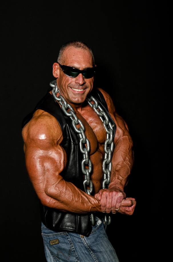 Worldwide Bodybuilders: Italian daddy stallion Enrico Magnani