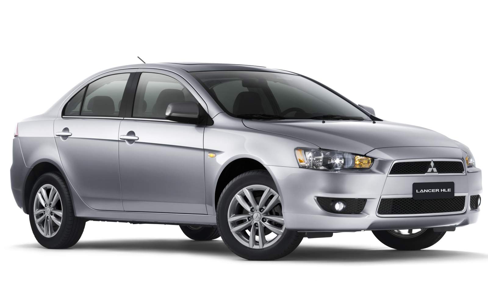 Novo Mitsubishi Lancer 2016: vídeo, preços e consumo