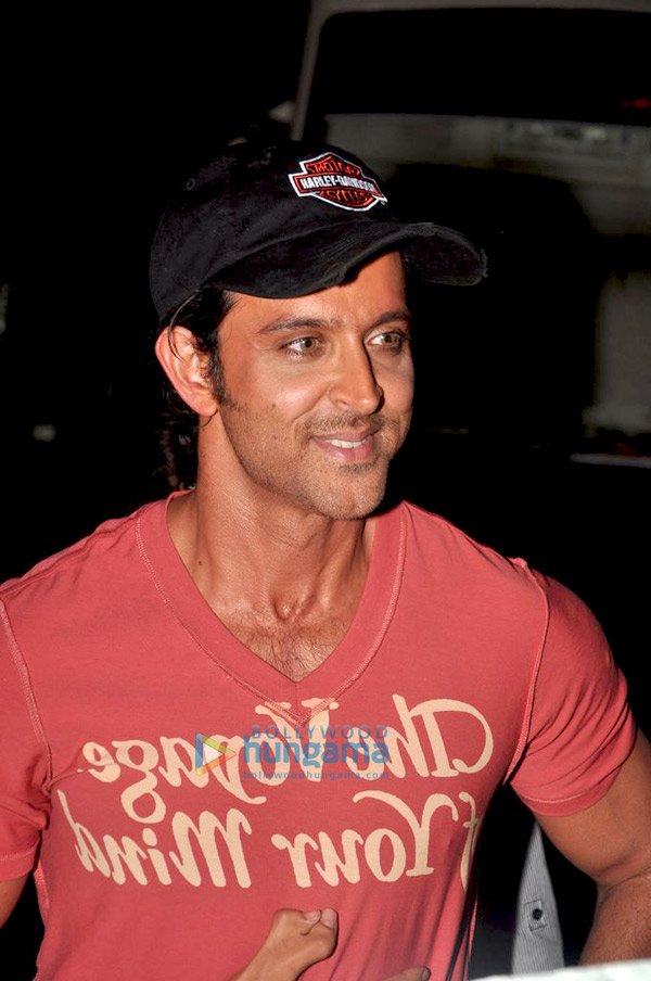 Free Wallpapers: Hrithik roshan photoshoot in 2011