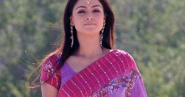 Simran in Purple Color Saree - Saree Blouse Patterns