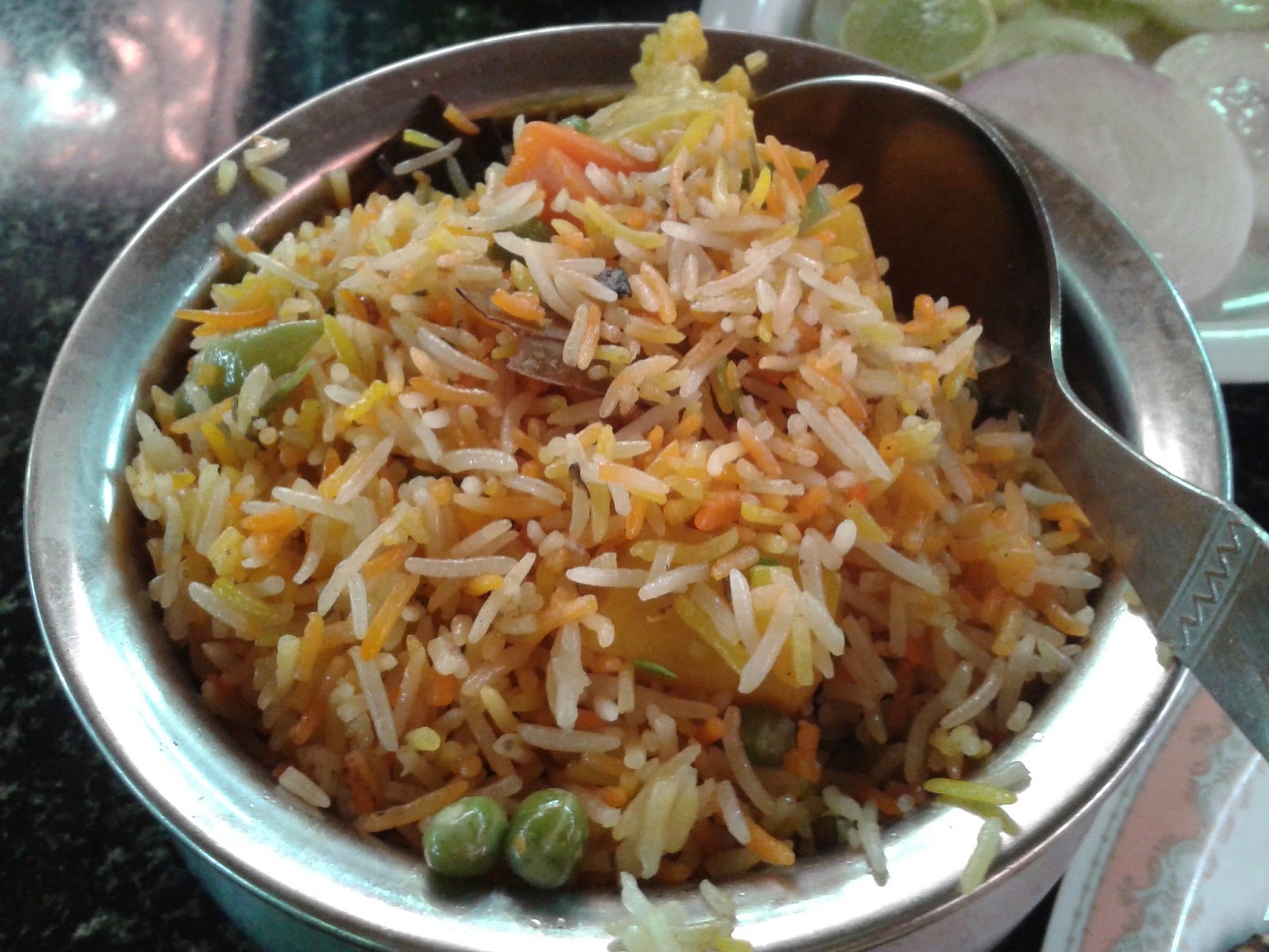 For Food Lovers | lunchrecipe.blogspot.in: Handi Biryani Recipe ...