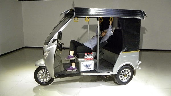 World Top Views: "Electric Rickshaw" To Be Introduced In Pakistan Soon
