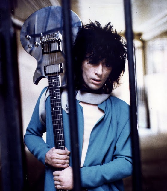 ROCK AND BOX: JOHNNY THUNDERS