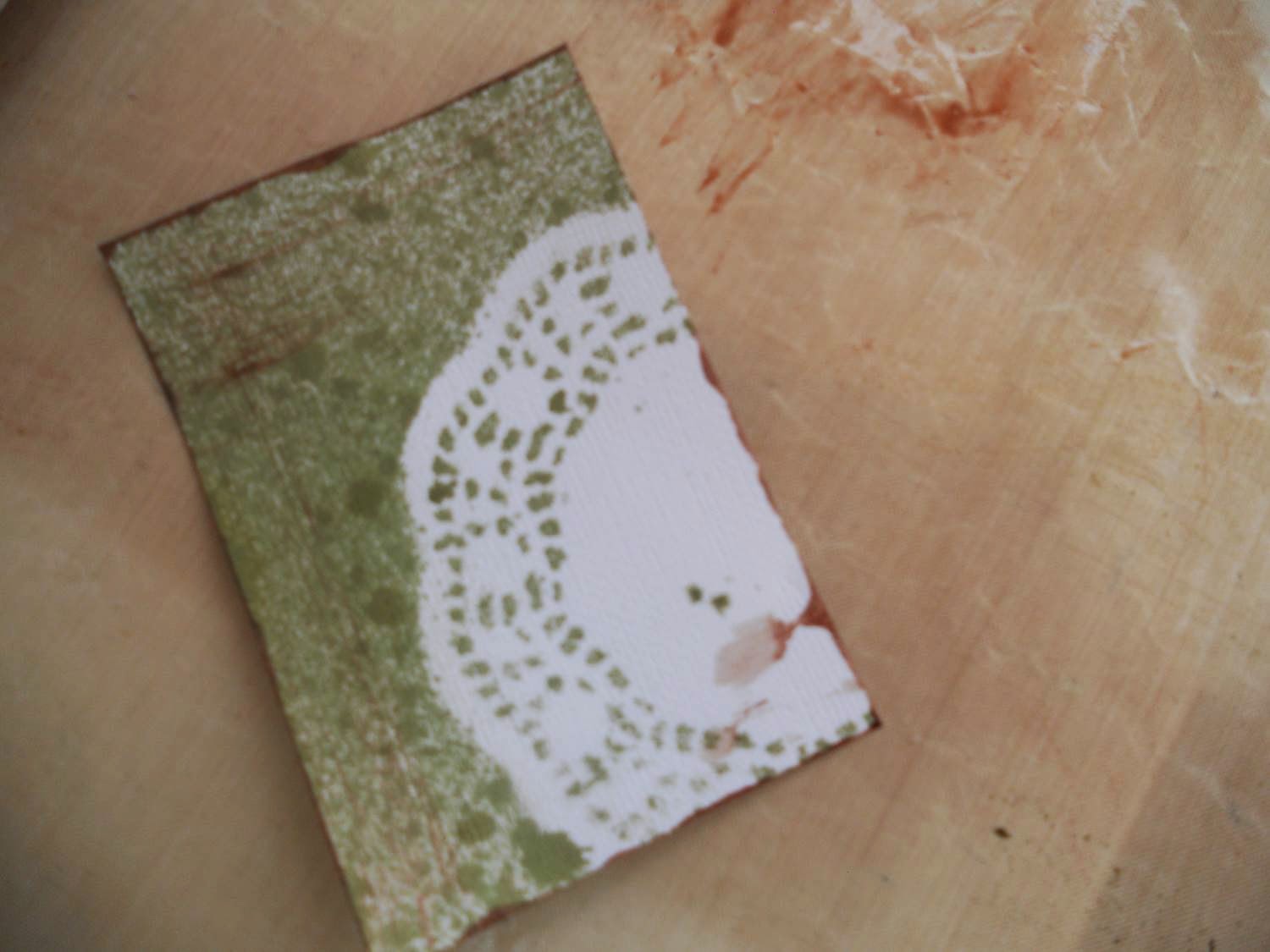 Homespun Scrapbooking: TUTORIAL: SPRAY MISTS - De"MIST"ify