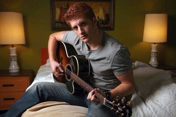 Conversations Magazine: Recording Artist Dan Godlin: Living Life Unafraid