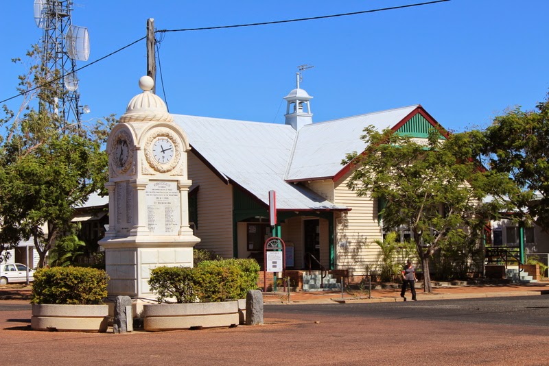 Travelling Around Australia: Augathella QLD to Mount Surprise QLD and ...