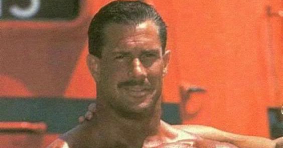 Bodybuilder Bulge, Posing Trunks, VPL: More Bill Burney: cop ...