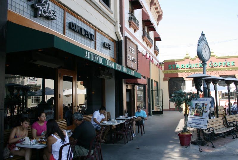 ciao! newport beach: breakfast at the Orange Circle