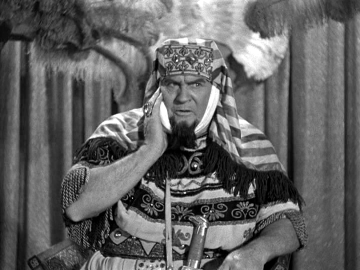 13: THE THREE STOOGES / Mummy's Dummies - 1948