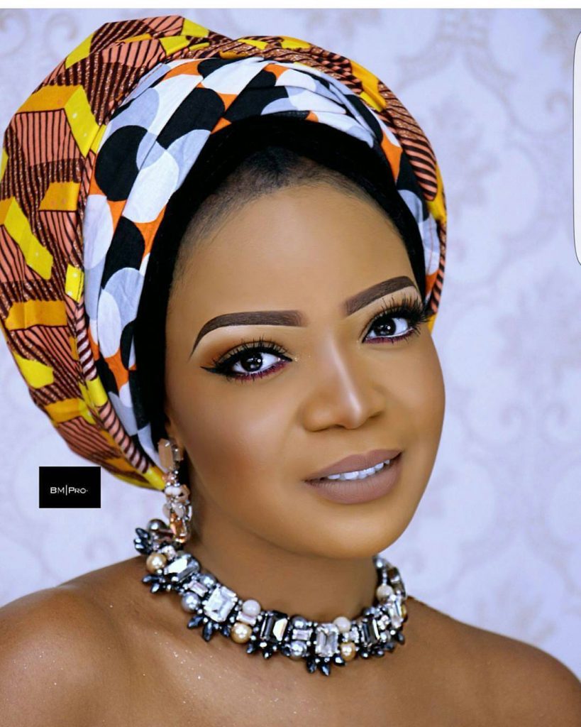 Gele,Makeup And Nail Tutorials