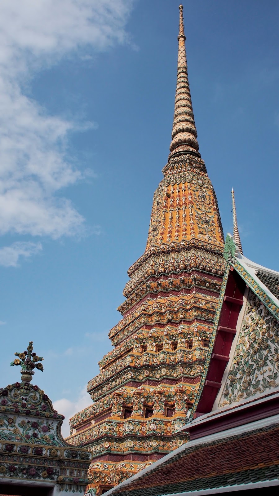 Wat poa Thailand pictures.