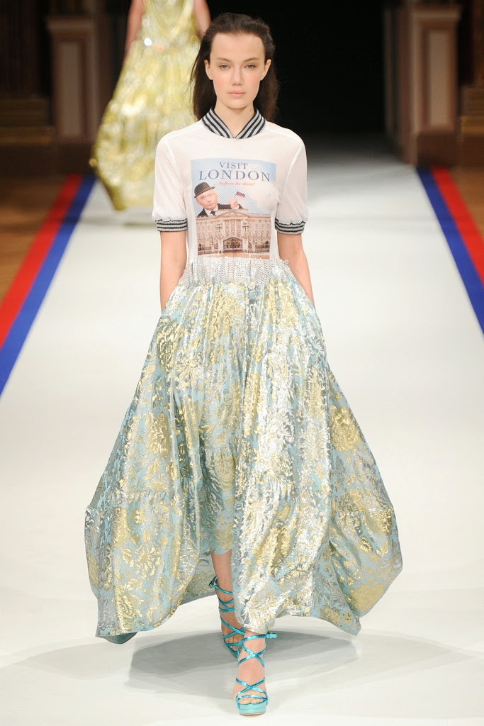 tendencias en la pasarela: Vladimir Putin icono en Paris Fashion Week