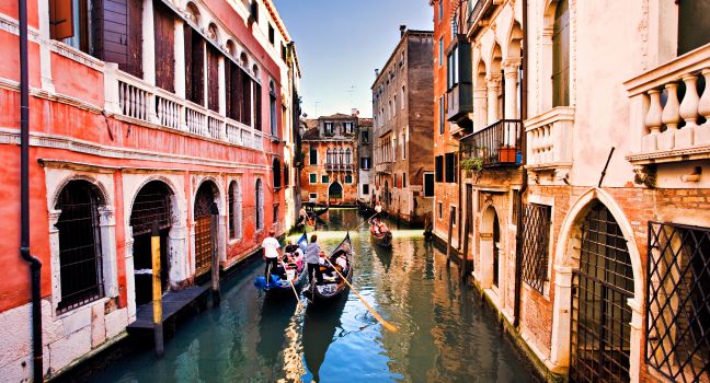 Angélica Italia: Venice Vacation Travel Guide | Expedia