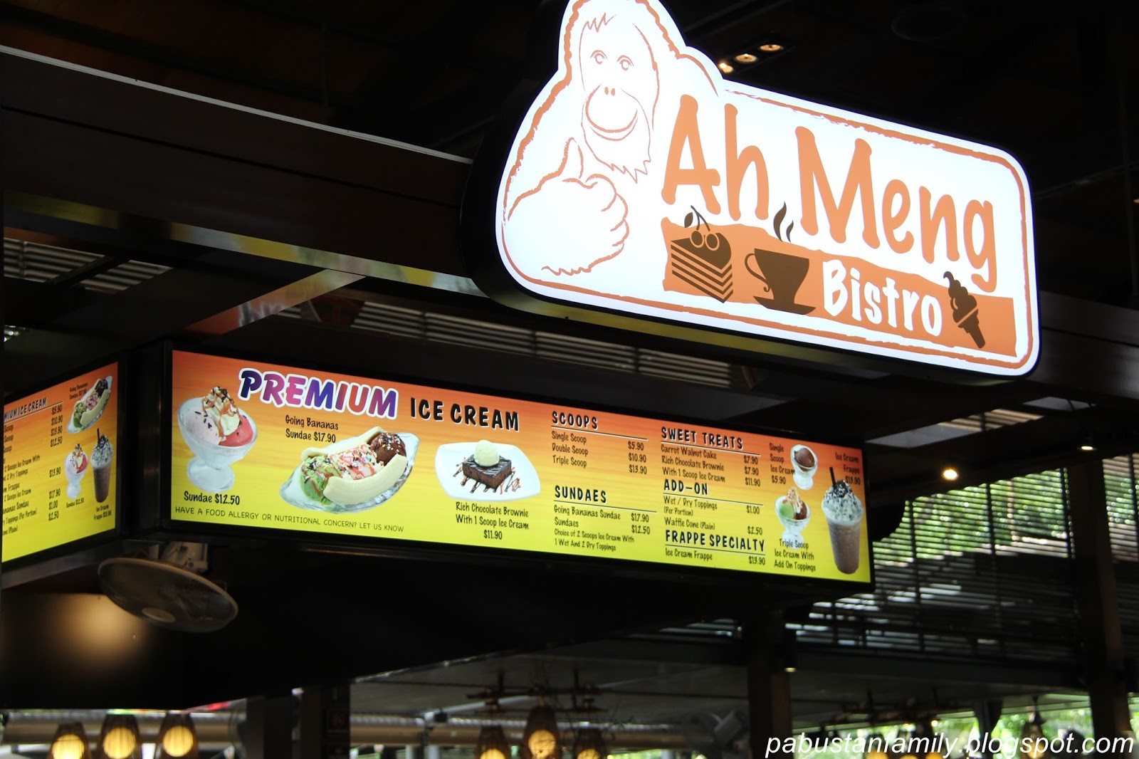 Family Travelogue: Ah Meng Restaurant Singapore Zoo/ Family Travelogue ...