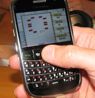 Jurnalis Shah Alam: Hobi pelik tukar telefon bimbit pintar