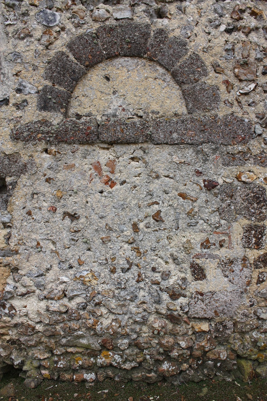 Atlas roman: La Chapelle-Fortin - Eglise Saint-Pierre (28)