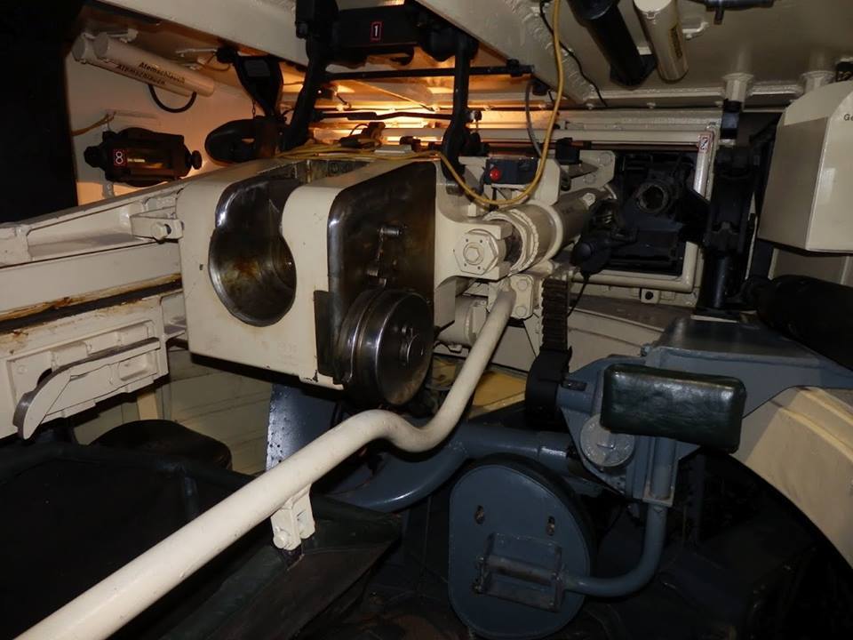 The Modelling News: Build Review: 35th scale Tiger I "131" s.Pz.Abt.504 ...