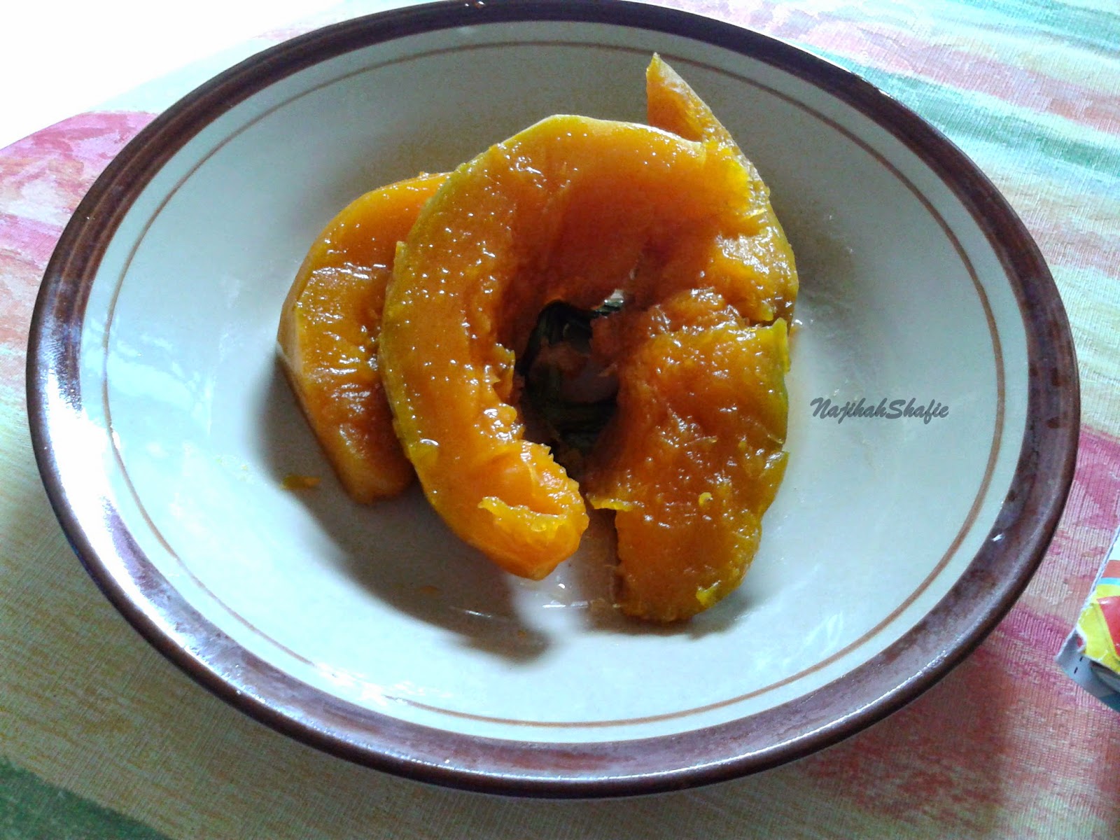 Chocolate and Cheese: Sira Labu