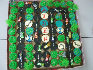Creative Baking: Race Track Cupcakes