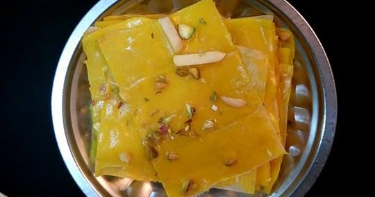 sarguna's fantabulous kitchen: Bombay Ice Halwa