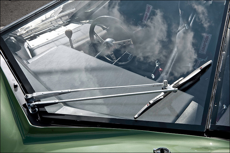 Net Cars Show: 1968 Marcos Mantis XP