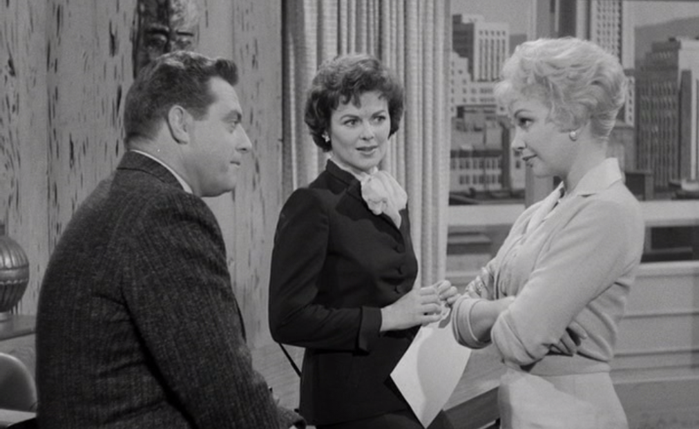 Caftan Woman: THE TV SIDEKICK BLOGATHON: Della Street and Paul Drake of ...