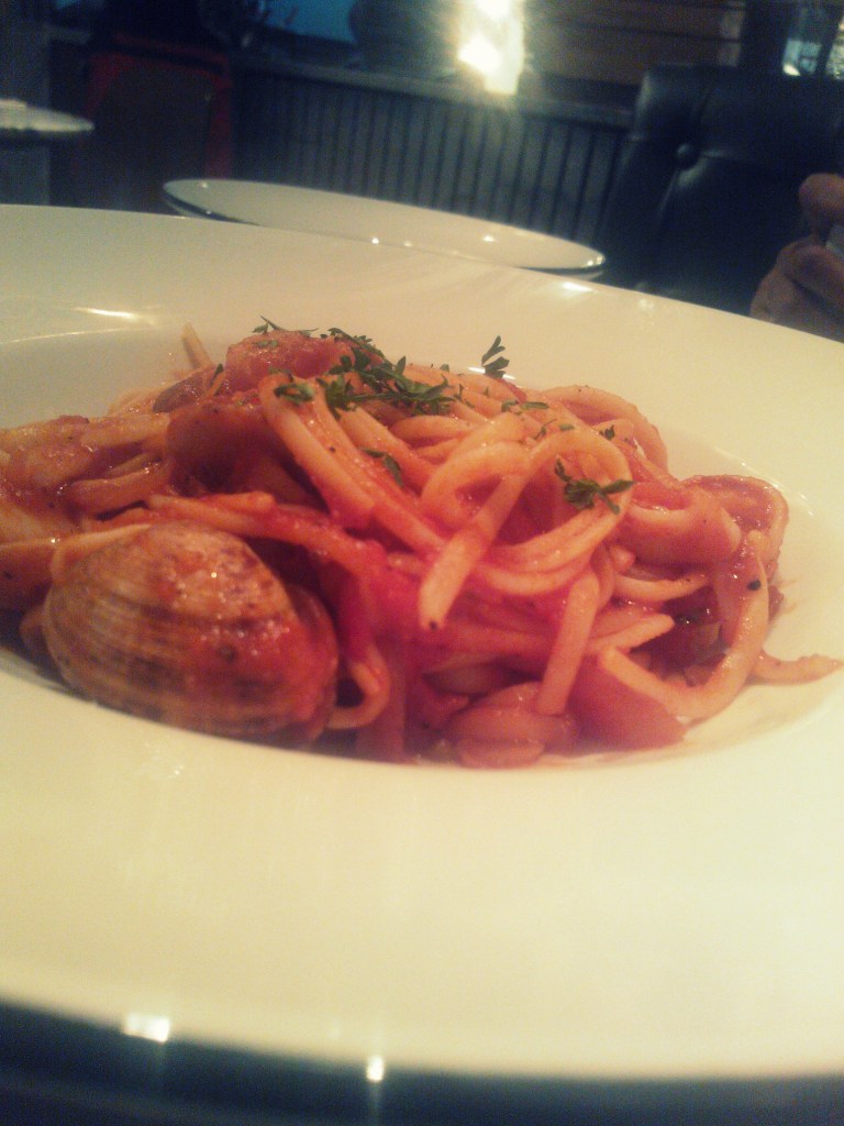 Review : Pizza Express, Colaba, Mumbai – Caramel Wings