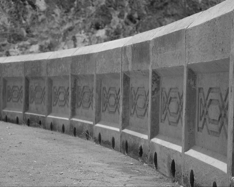 The Art of Photography. OCA.: Exercise 18. Vertical Lines.