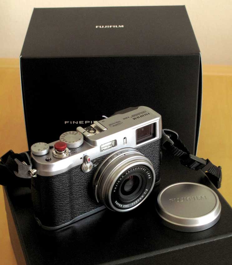 THE W SIDE: Fuji X-100. Una más en la familia.