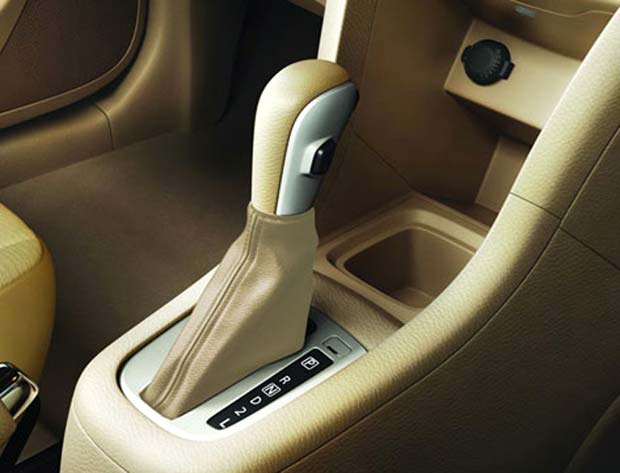 Utaratibu mzuri wa kuendesha gari ya 'Automatic gear' - SHECHAMBO BLOG