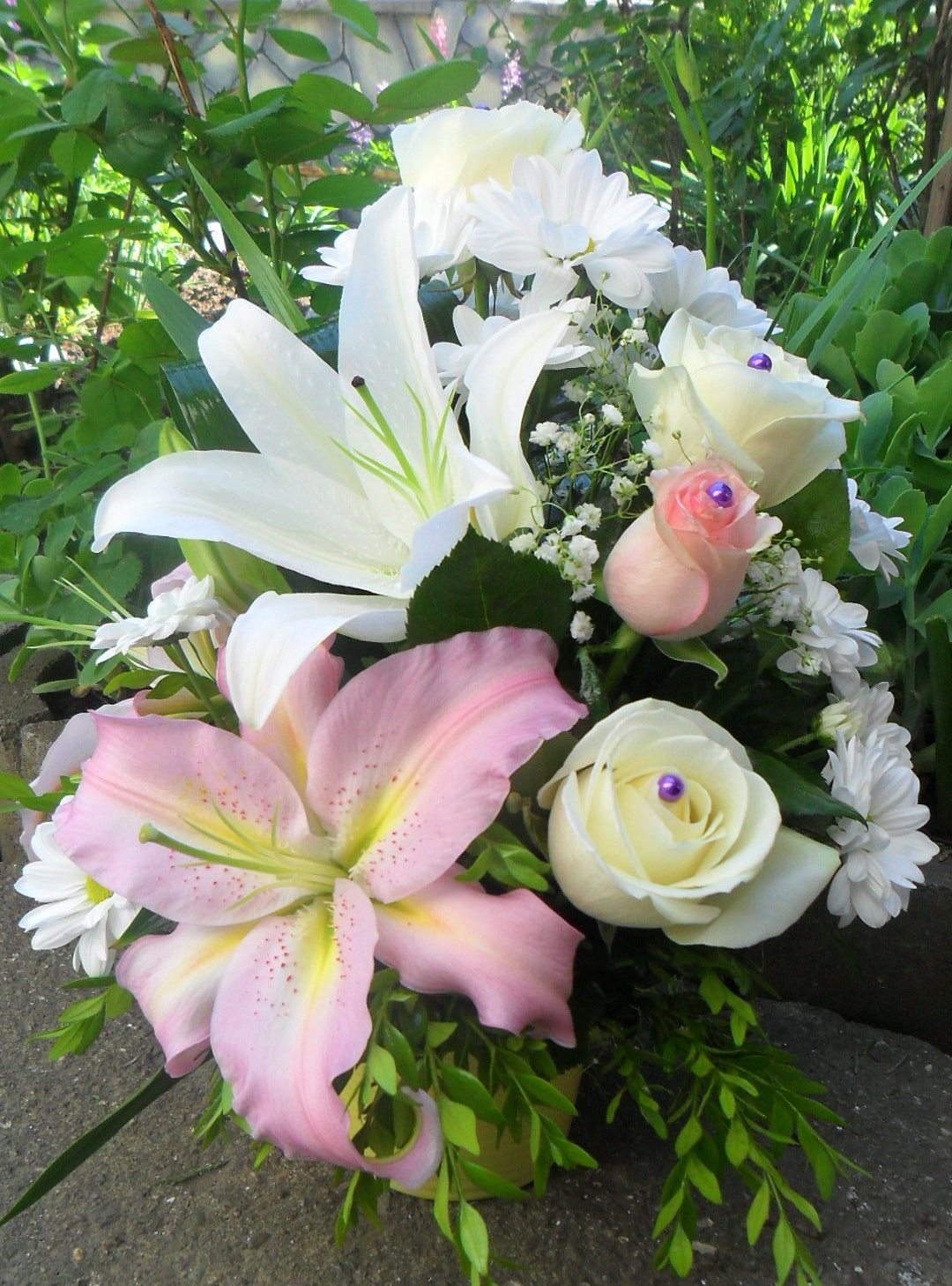 Buchet trandafiri MULTUMESC | Florarie Non Stop