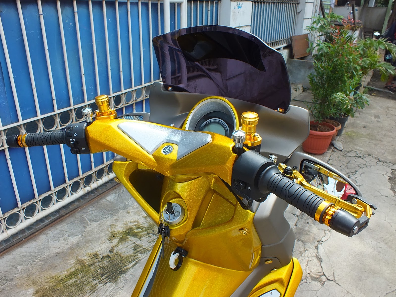 Ngecat MOTOR: YAMAHA NMAX CUSTOM CAT Pesanan Mr. Echwan Jakarta