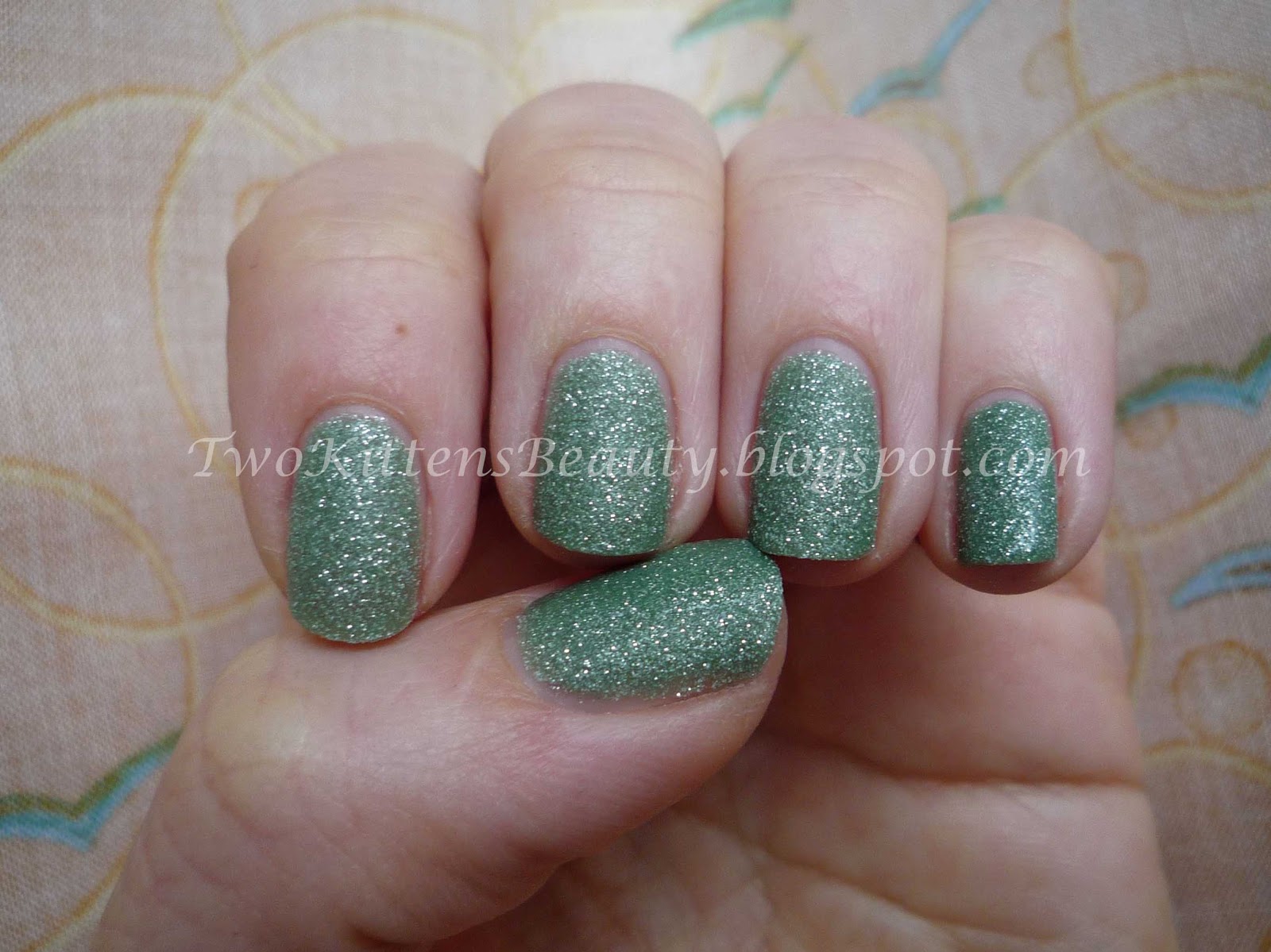 Two Kittens Beauty: Zoya Pixie Dust Swatches pt. 1
