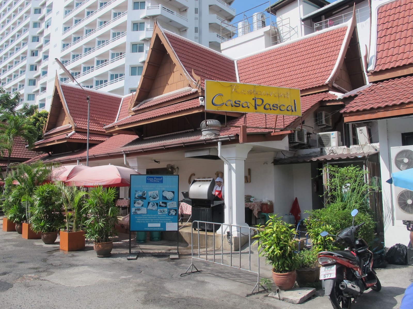 Michelle Noms: Buffet Breakfast @ Casa Pascal, Pattaya