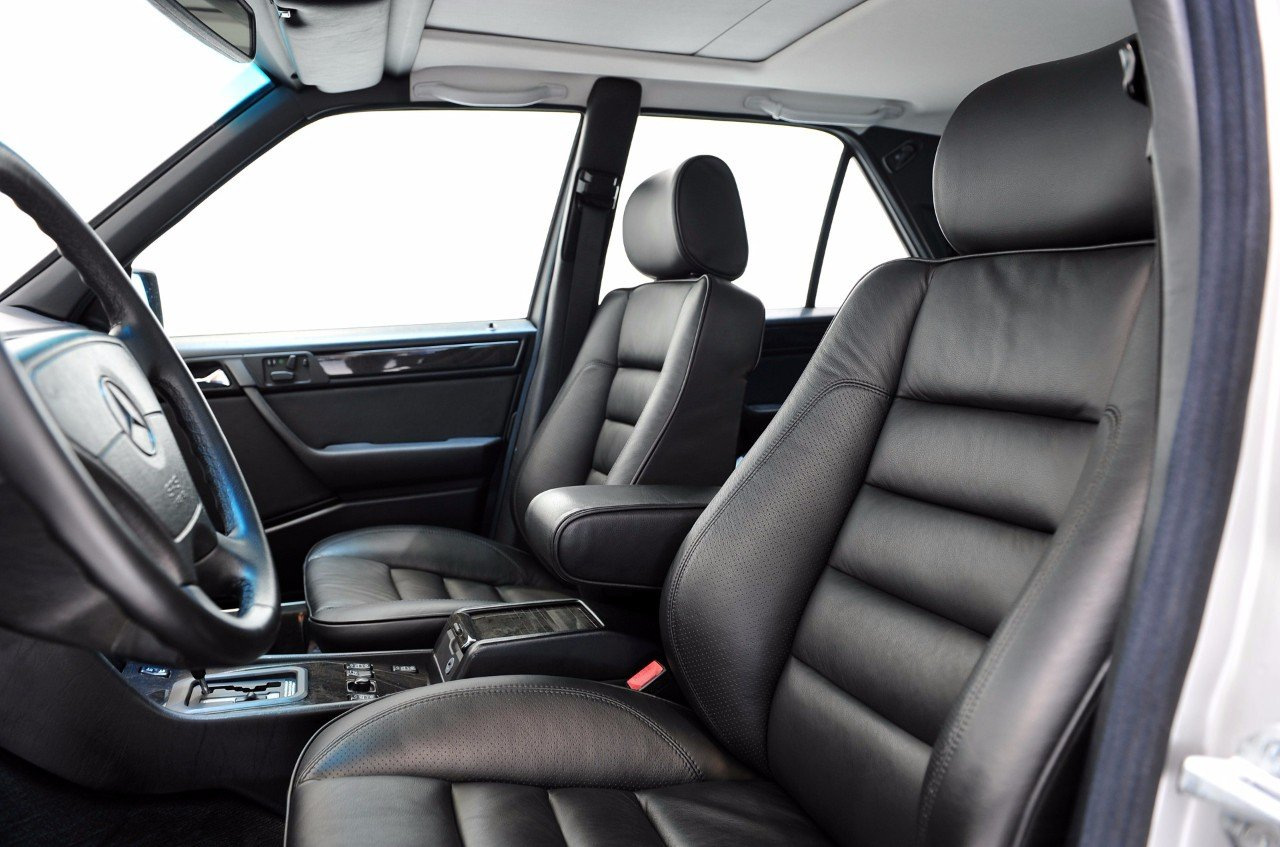 Mercedes-Benz W124 E500 on BRABUS Monoblock 5 | BENZTUNING