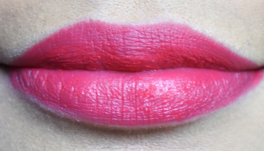 MAC Lipstick in Relentlessly Red Review + Swatch