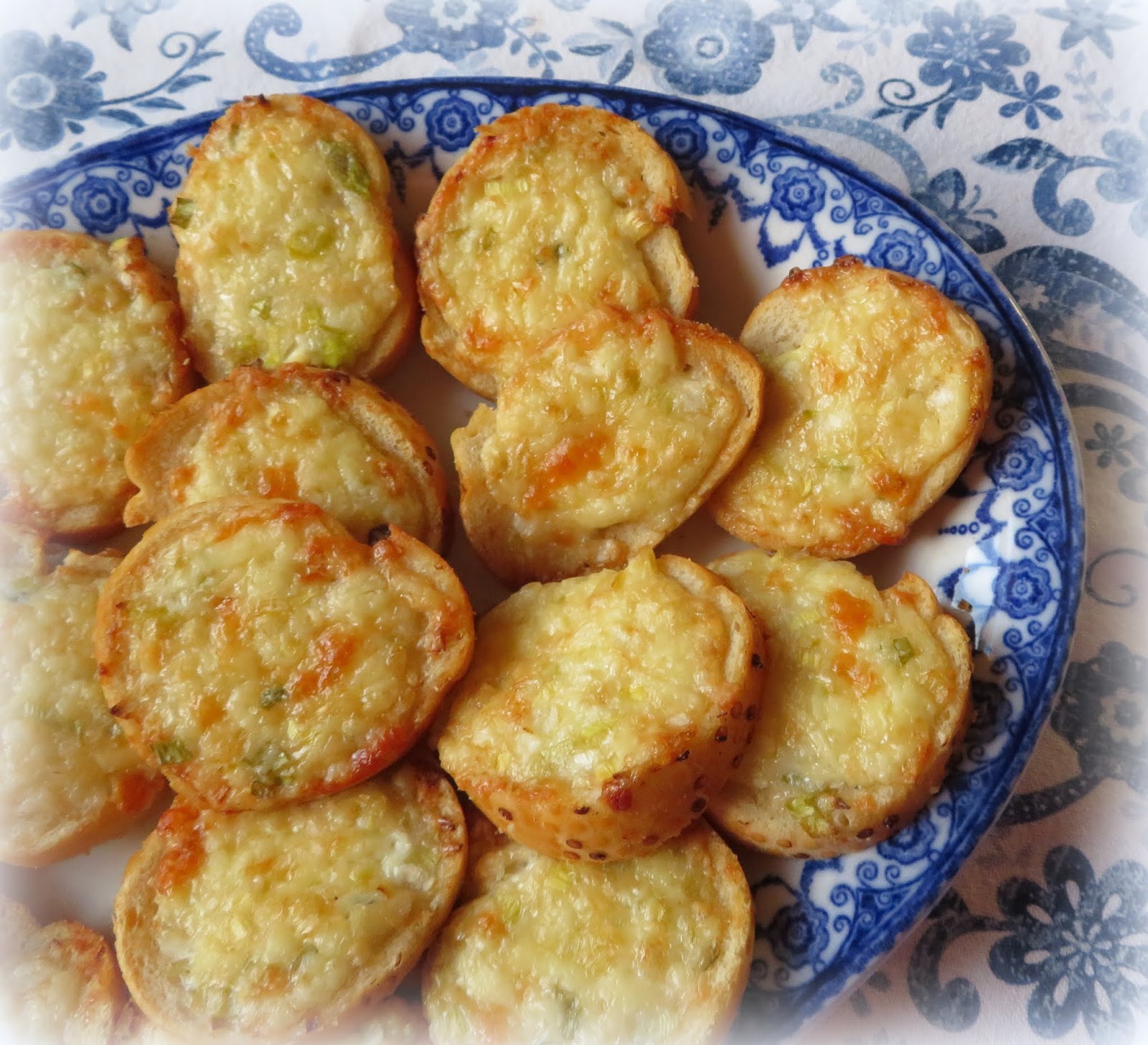 Toasted Cheese Rounds | The English Kitchen