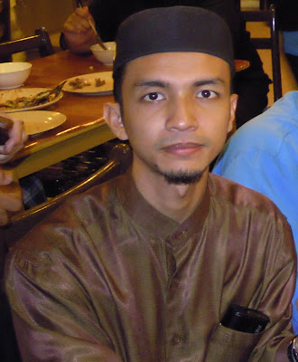 CAKNA MAHASISWA : Takziah kepada saudara Faris dan Faiz Ibnu Zaki