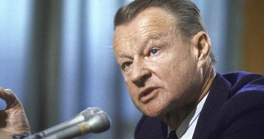 ZBIGNIEW BRZEZINSKI - EL GRAN TABLERO MUNDIAL. LA SUPREMACÍA ...