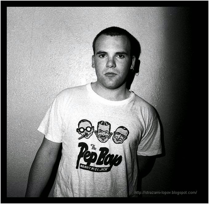 STRAŽARNI LOPOV: GANG OF FOUR - MUSIC BIENNALE ZAGREB 1981 (AUDIO/VIDEO)