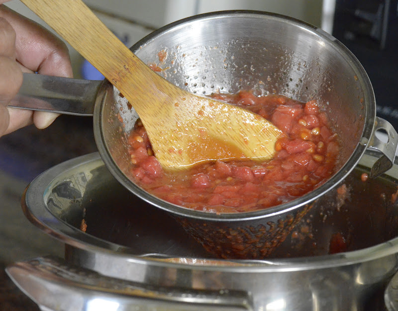 Indonesian Medan Food: Syrup Jambu Merah (Red Guava Syrup)