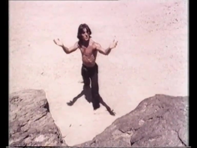 ΒΑΡΑΤΕ ΠΡΙΝ ΣΑΣ ΒΑΡΕΣΟΥΝ - KILL OR BE KILLED